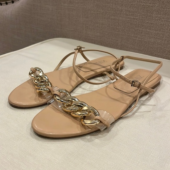 Zara | Shoes | Zara Leather Sandals With Gold Chain Link | Poshmark